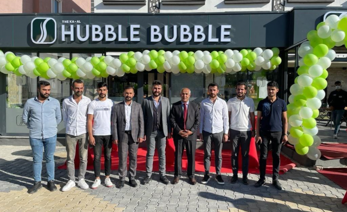 Kentin yeni yüzü ‘Hubble Bubble Cafe Lounge’ - Şehrivan | Van Haber ...