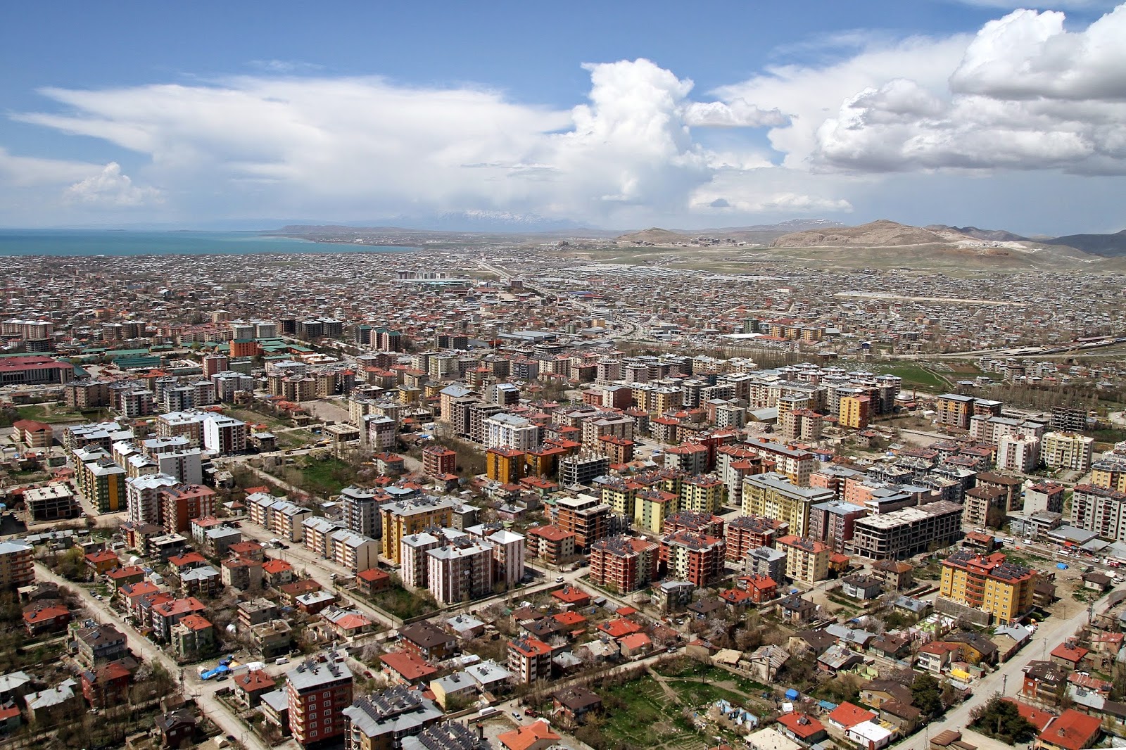 Van, konut pahalılığında zirvede! - Şehrivan | Van Haber | Van ...